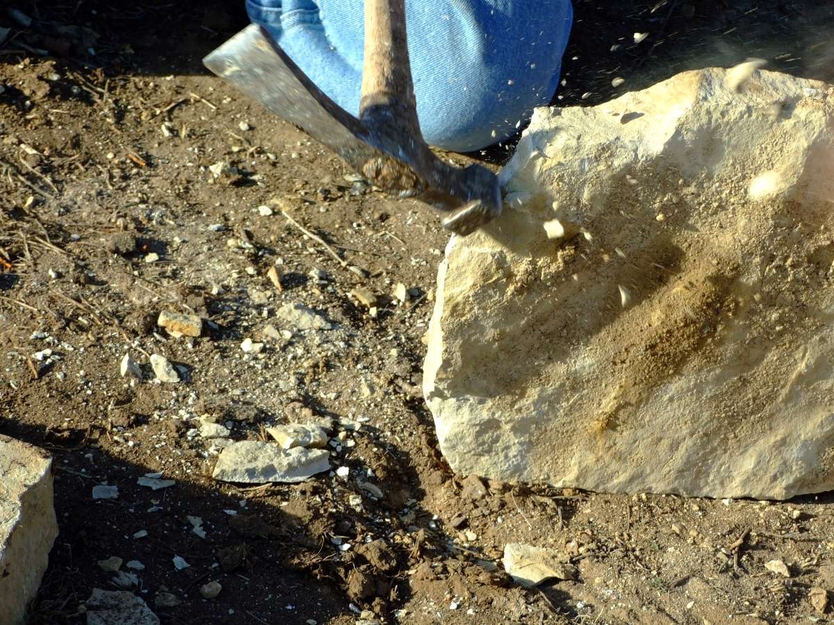 Working With Stone Part 3: Hammer Cutting – Stone Arch Bridges