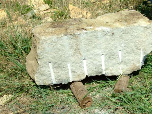 Moving Large Stones Manually – Stone Arch Bridges