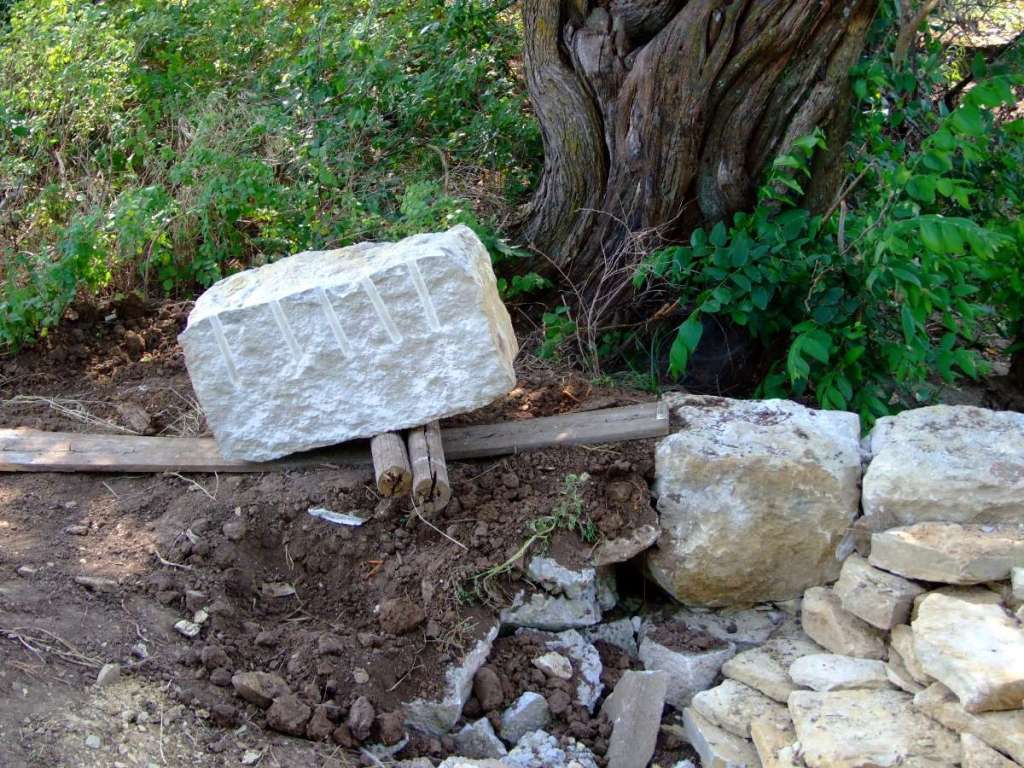 Moving Large Stones Manually – Stone Arch Bridges